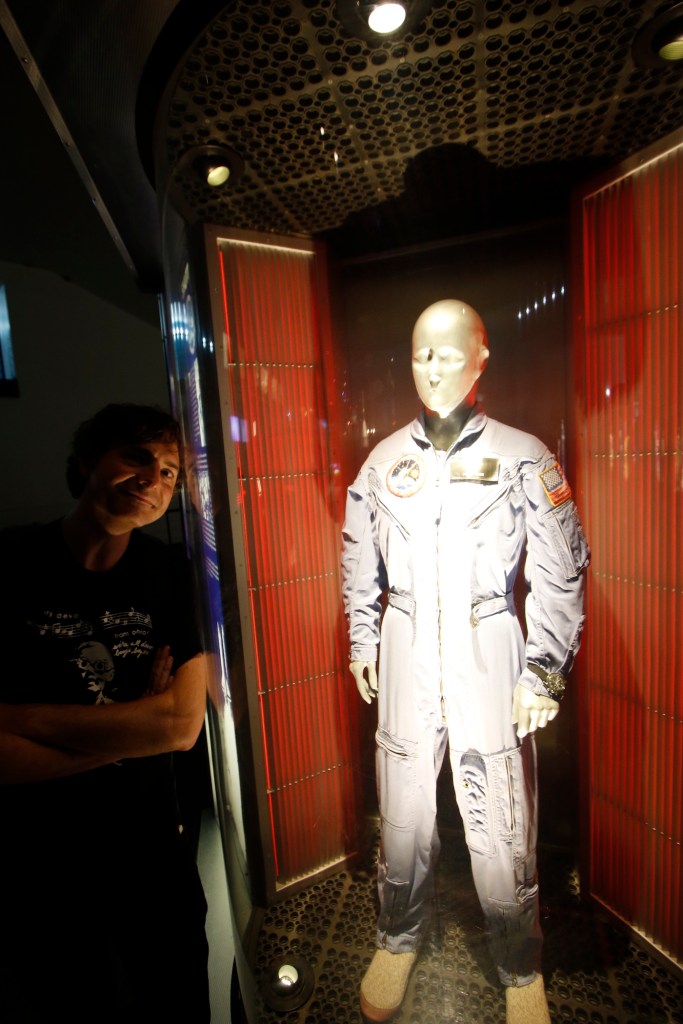 Space Center Houston Offers THE ULTIMATE NASA VIP TOUR! (It Used To Be ...